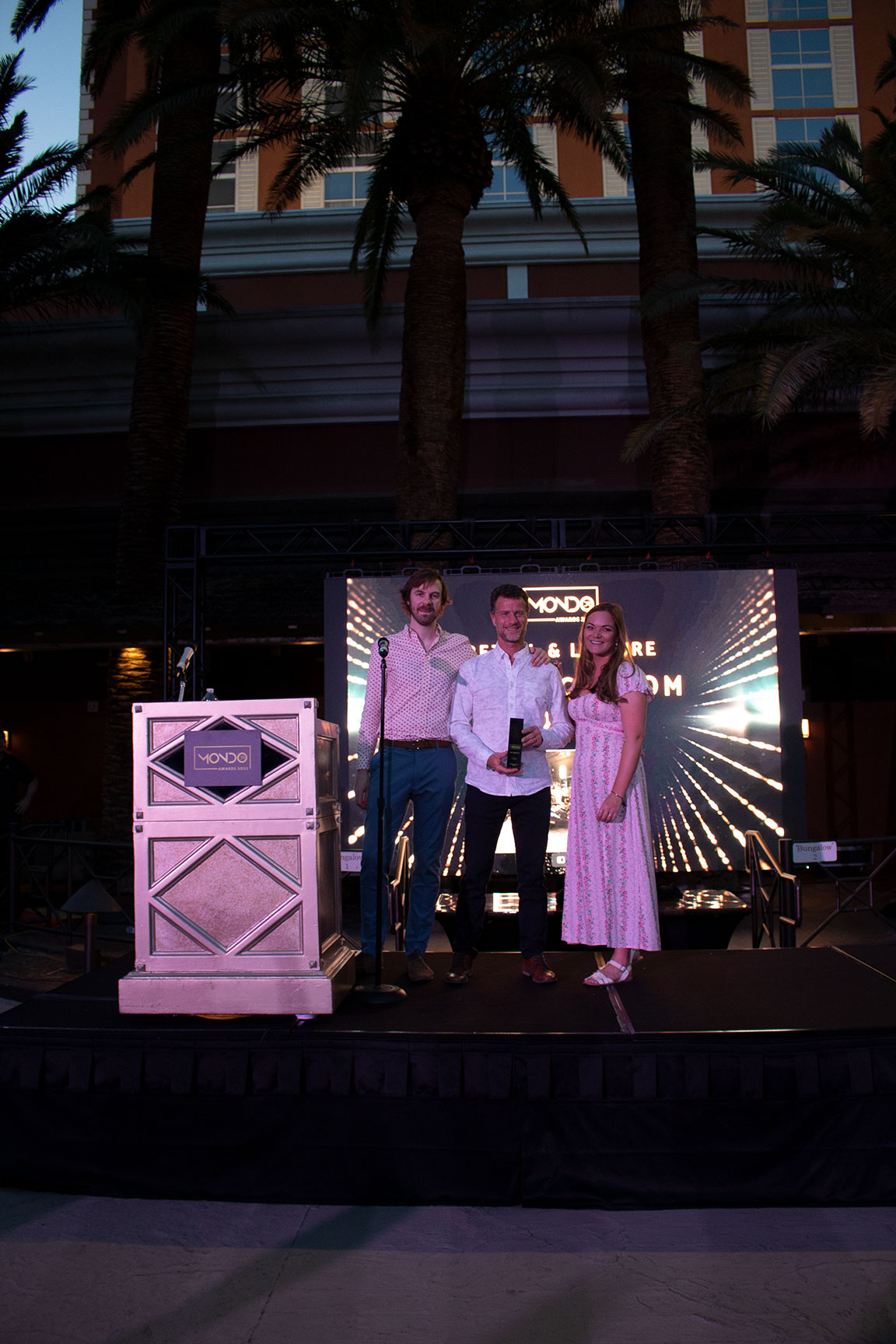 THE 2022 AWARDS GALLERY – The MONDO-DR Awards 2024